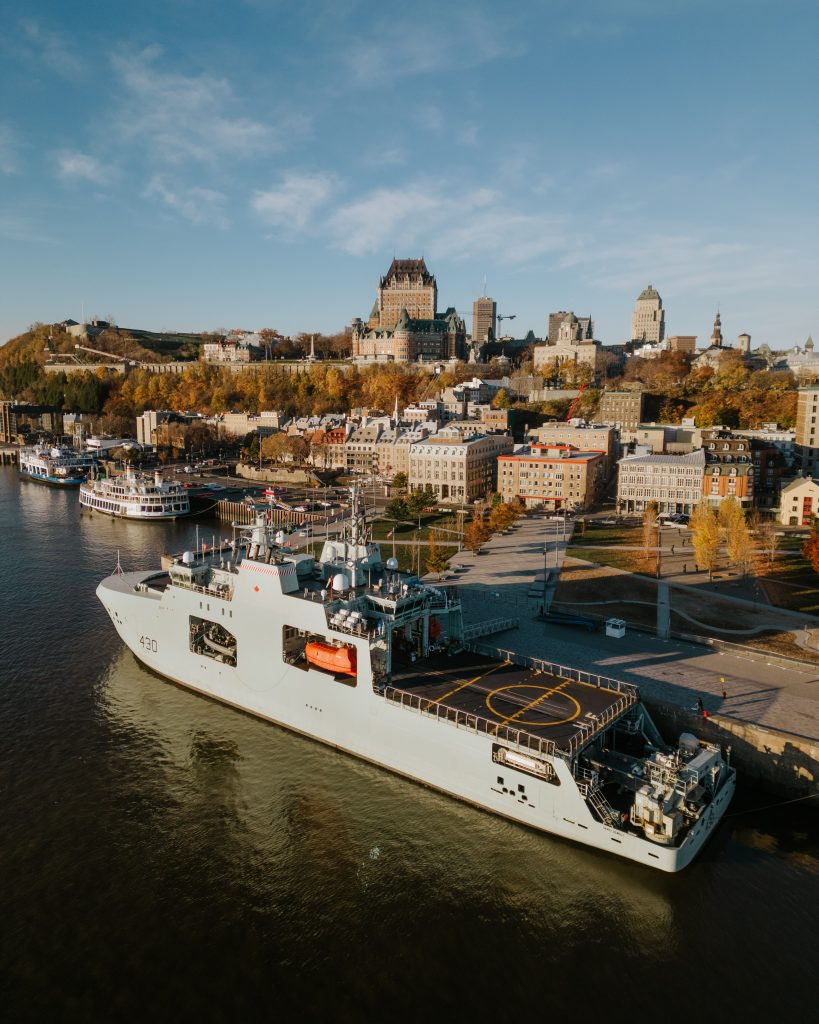 Royal Canadian Navy – Canadian Naval Review